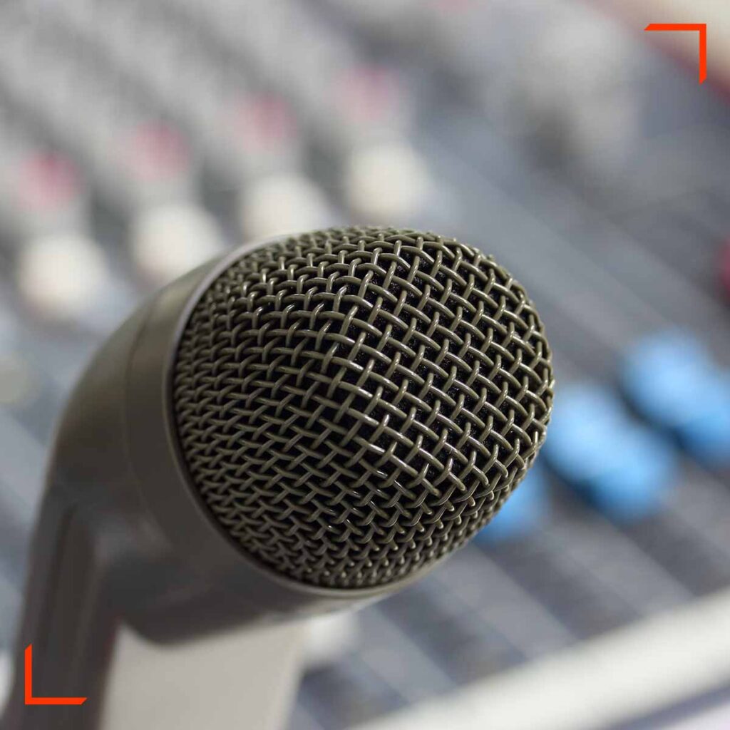 A Guide for Training Microphone Users Of Sound Systems and Other ...